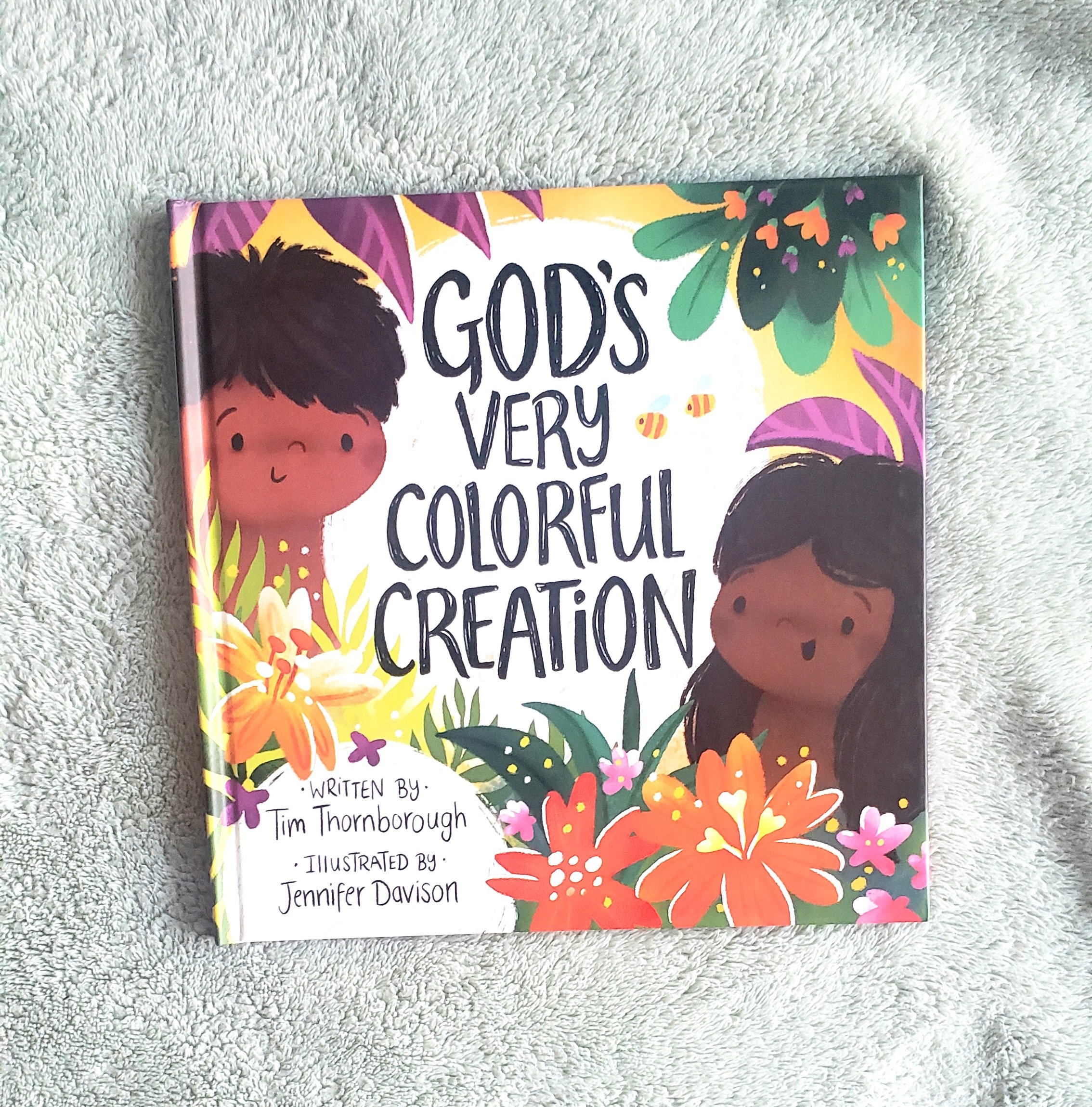 Review of: God’s Very Colorful World – Baby Devotions